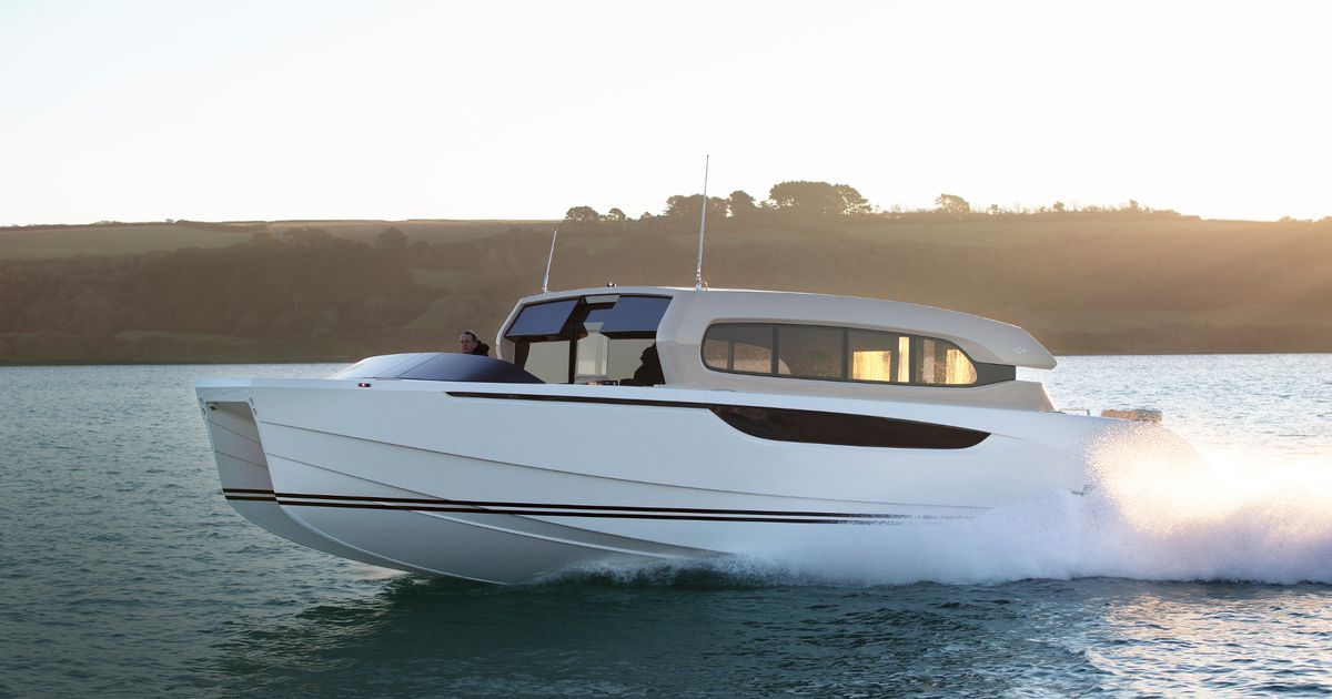 Cornish boatbuilder Cockwells delivers fastest tender…
