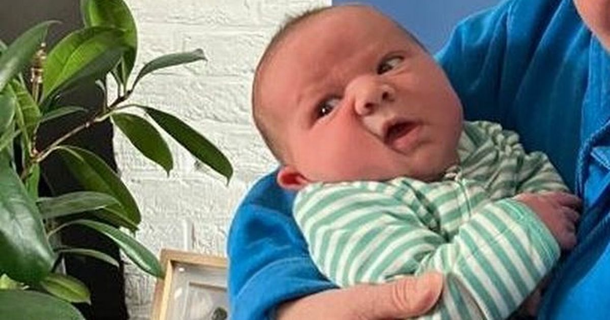 Mum gives birth to huge 12lb 9oz baby girl at home in…