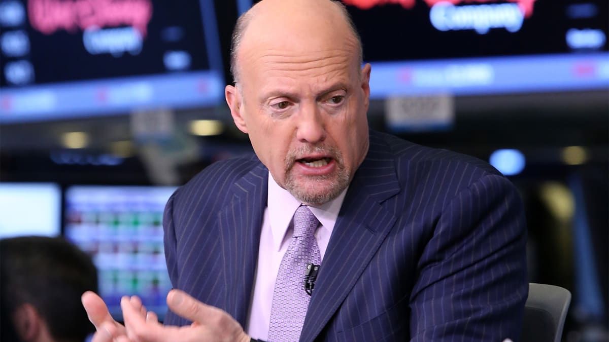Jim Cramer Explains the Key to Fixing the Banking…