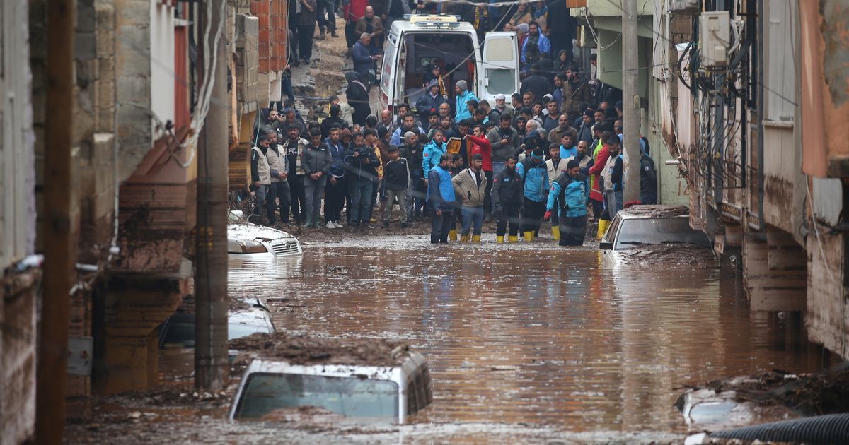 Turkey flooding: At least 14 killed as victims swept…