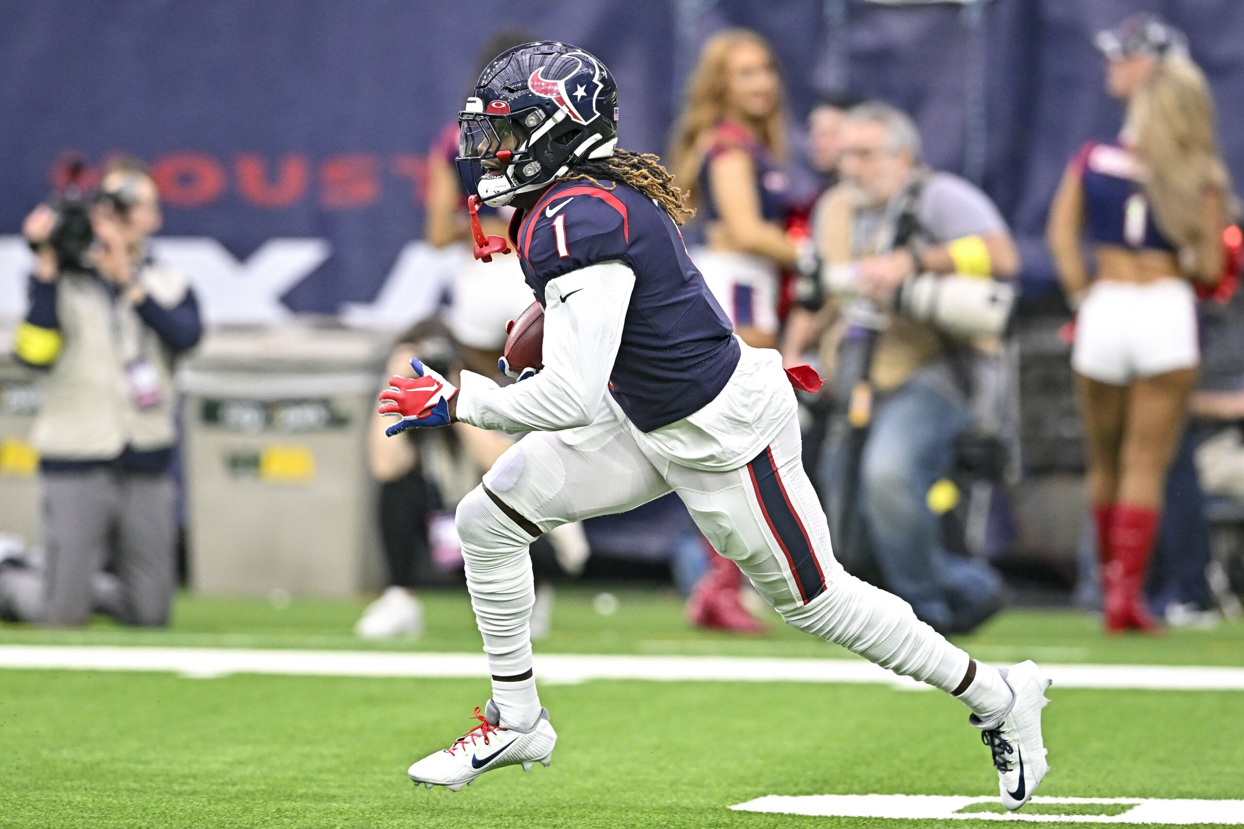 Broncos signing CB/KR Tremon Smith to 2-year contract