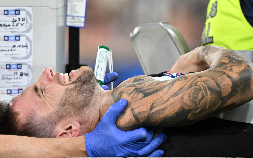 Magpies beat Cats but lose star Jeremy Howe,…