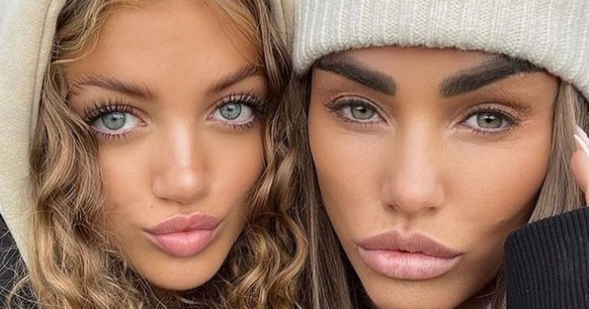 Katie Price's lookalike daughter Princess tries on…