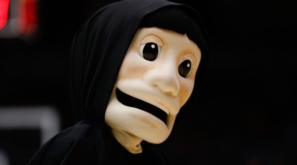 Creepy Photo of Providence’s Mascot Goes Viral After…