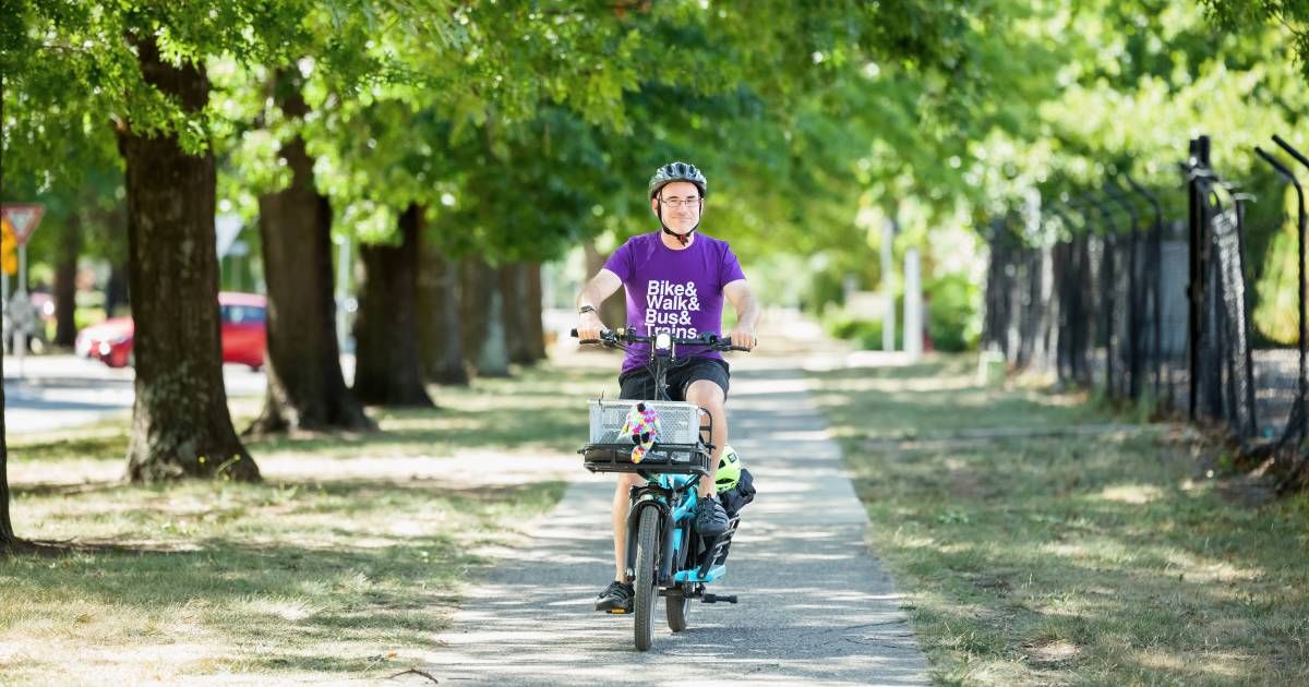 City cycle route plans progress, advocate calls for…