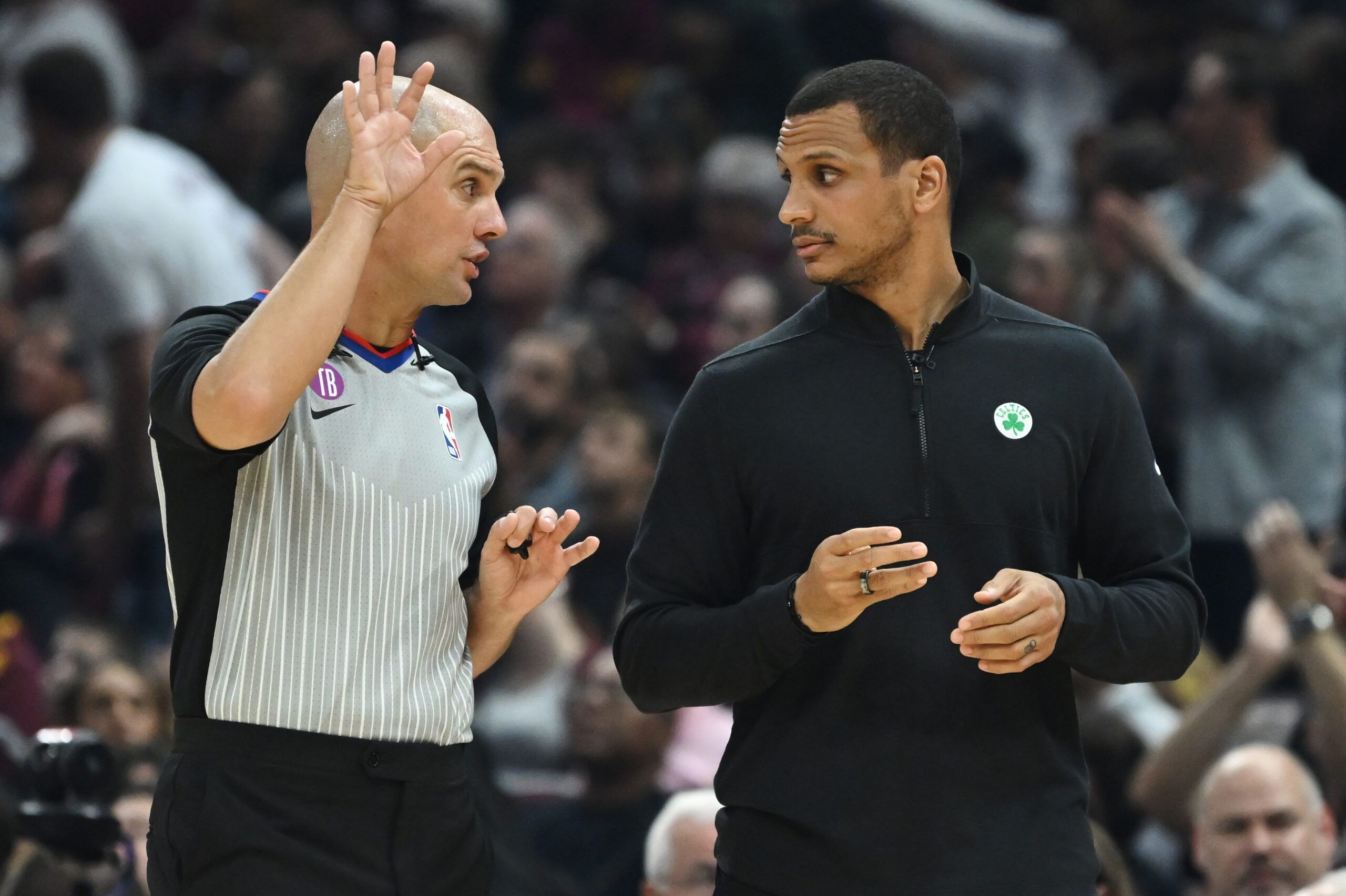 Former NBA referee shares what it’s like to miss a call