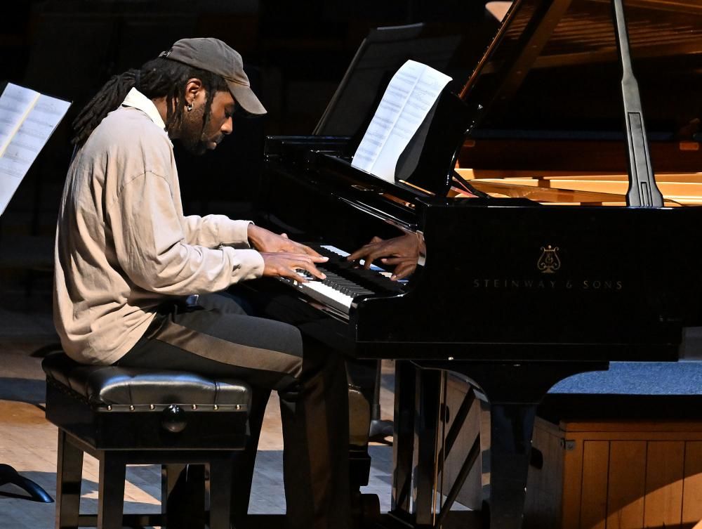 Devonté Hynes review – alt-rocker makes an…