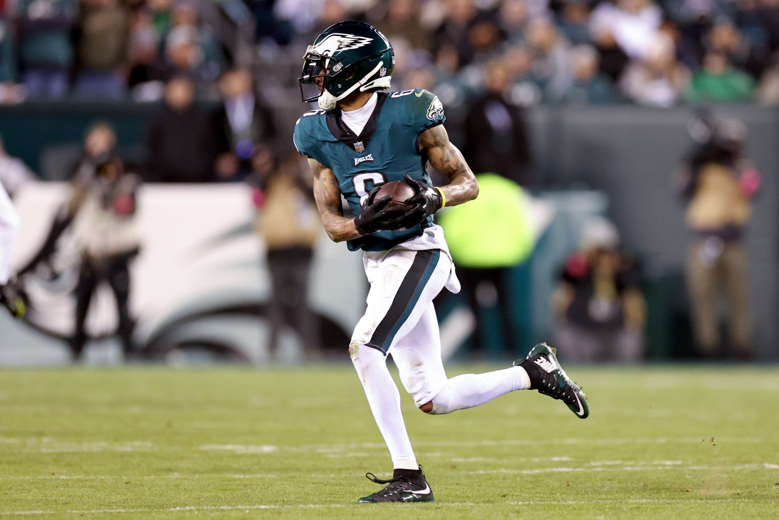 Eagles’ WR DeVonta Smith announces date for 2nd annual…