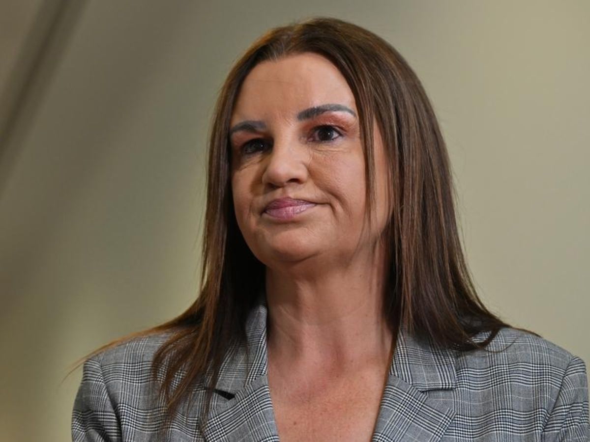 Crossbenchers raise concerns with social housing fund