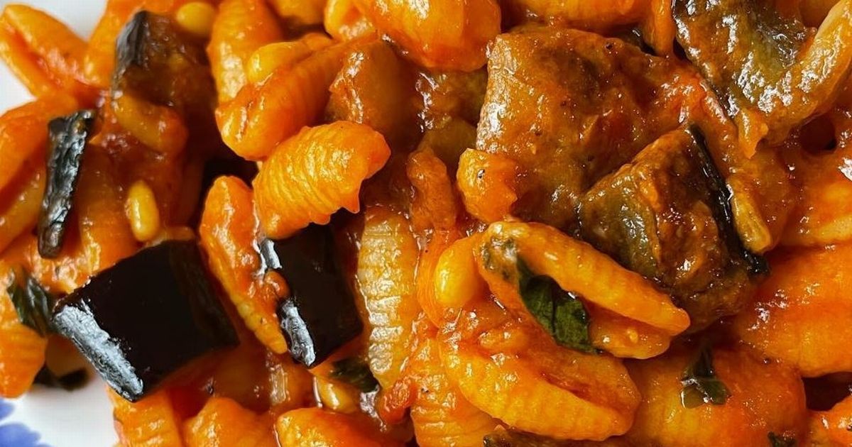 ‘From knickers to gnocchi’: pop-up pasta sensation…