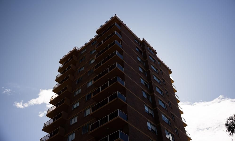 What is Labor’s $10bn social housing fund and will it…