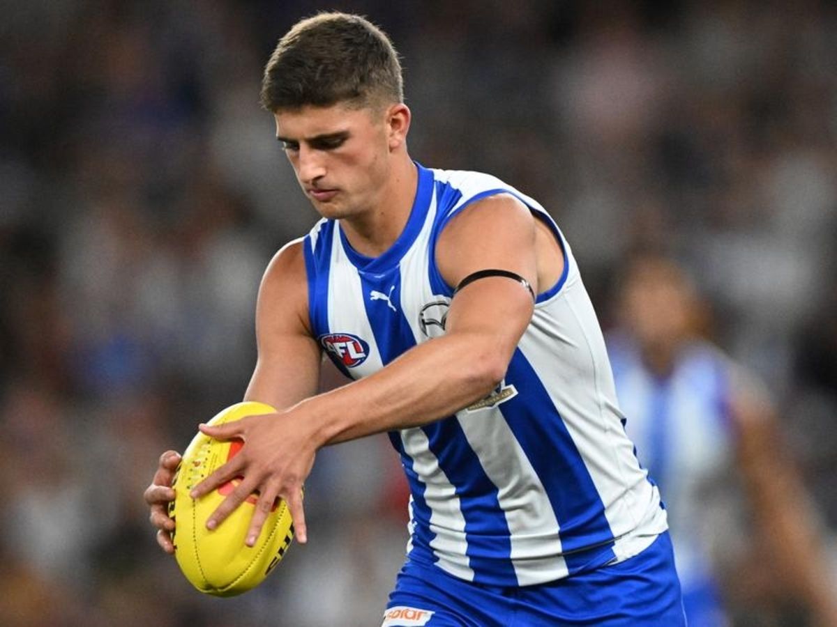 AFL says national flags allowed in venues