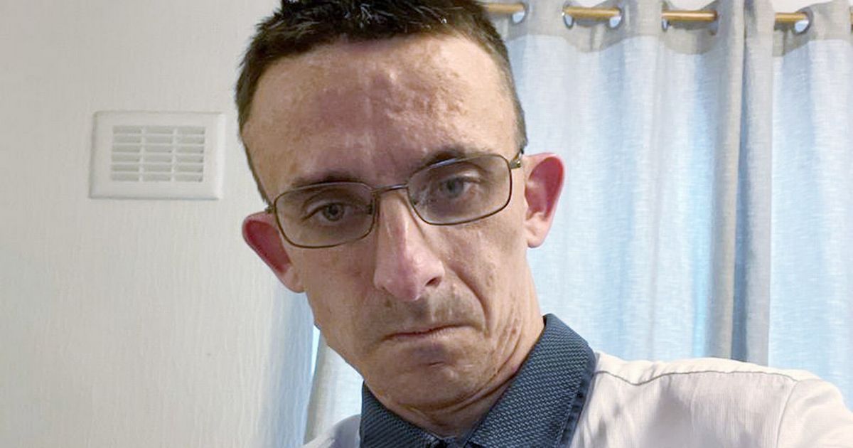 Man grows by more than a FOOT after doctors operate to…