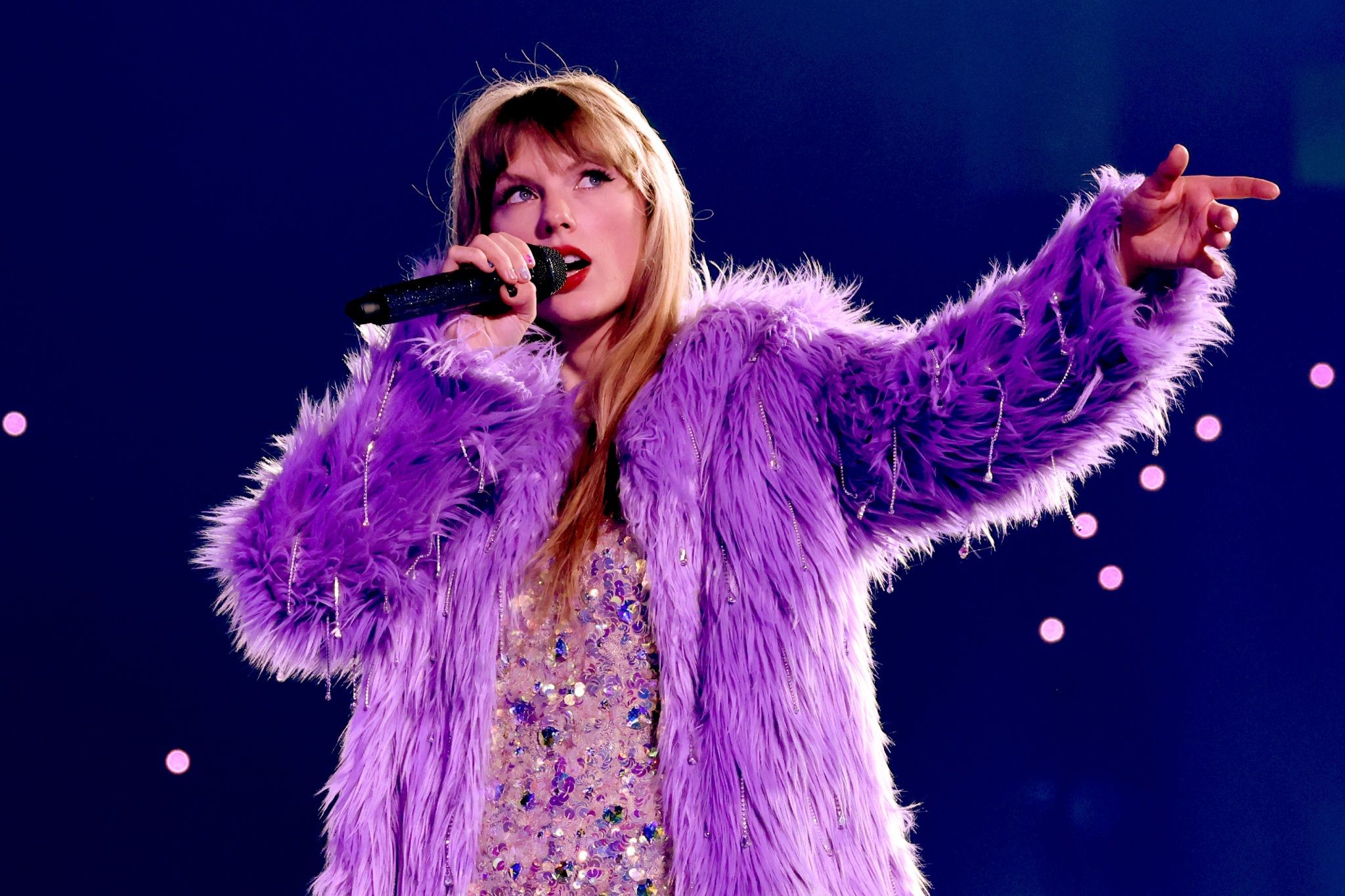 Taylor Swift fans are sharing their health tips and…