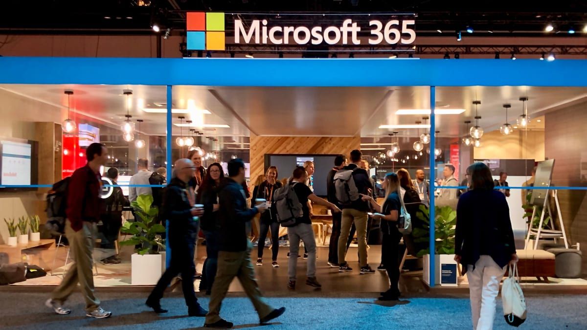 Microsoft Mega-Boat Nearly Tips Over At Port - See It…