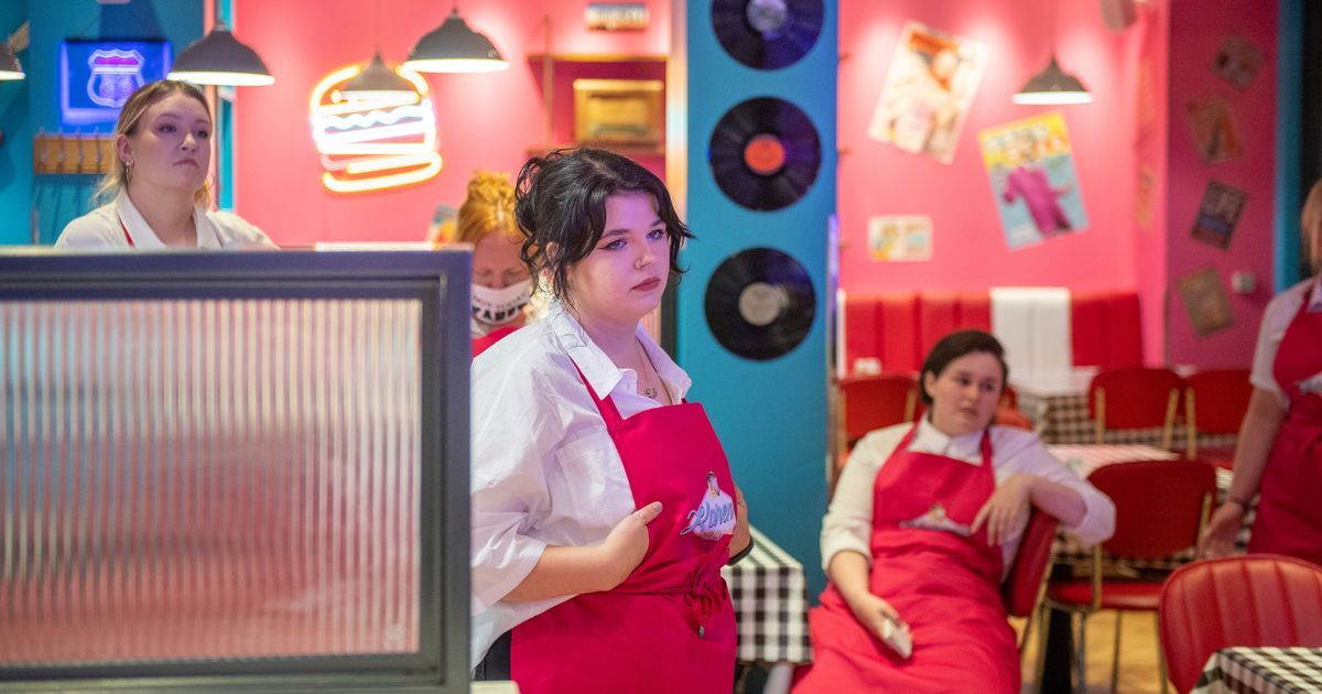 How to apply for a job at Karen's Diner - the UK's…