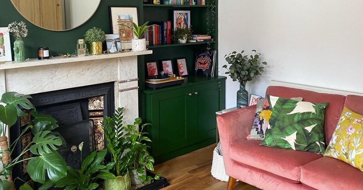 Woman fell in love with 'wonky' house from the 1800s