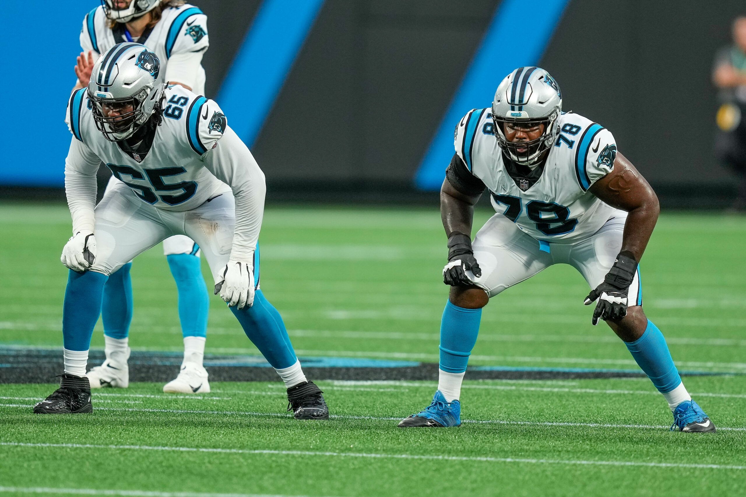 A breakdown of new Commanders’ OT Trent Scott’s…