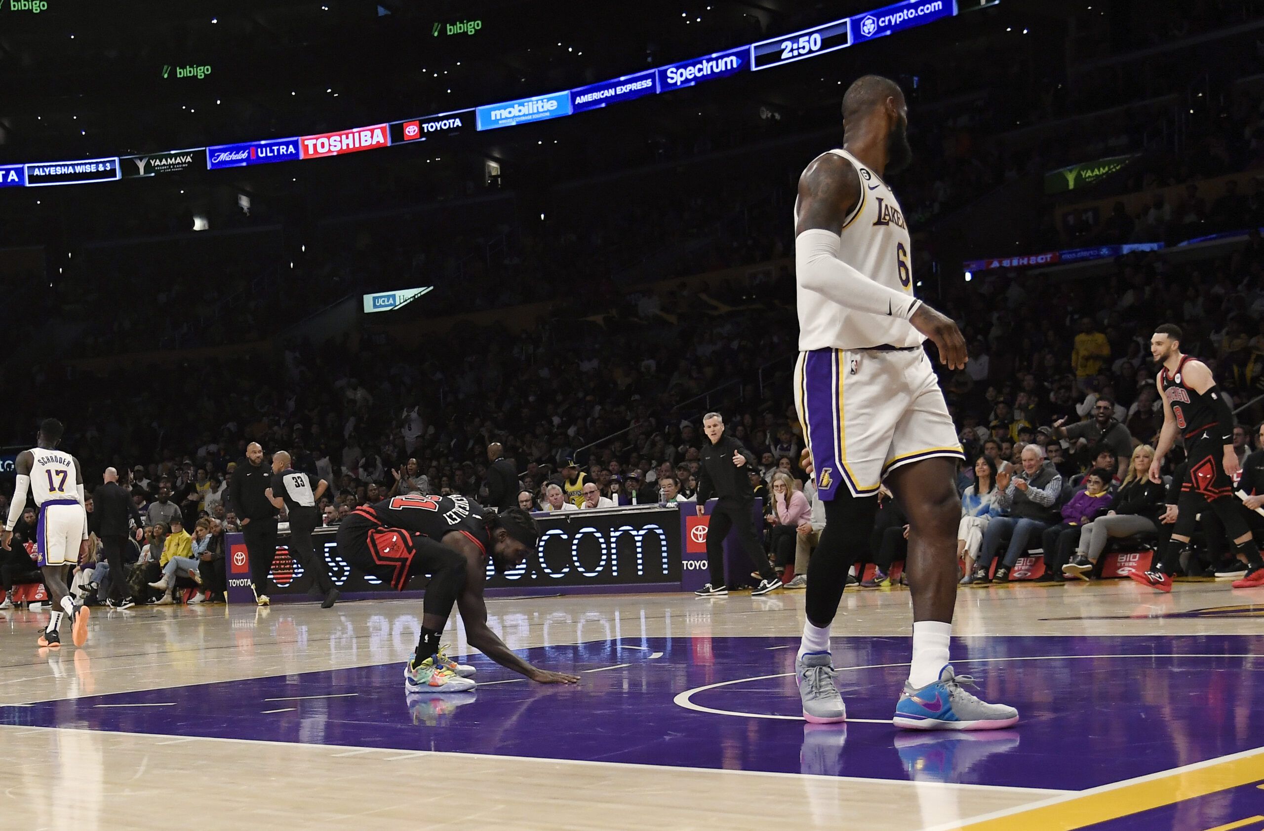 WATCH: Patrick Beverley calls LeBron James ‘too small’