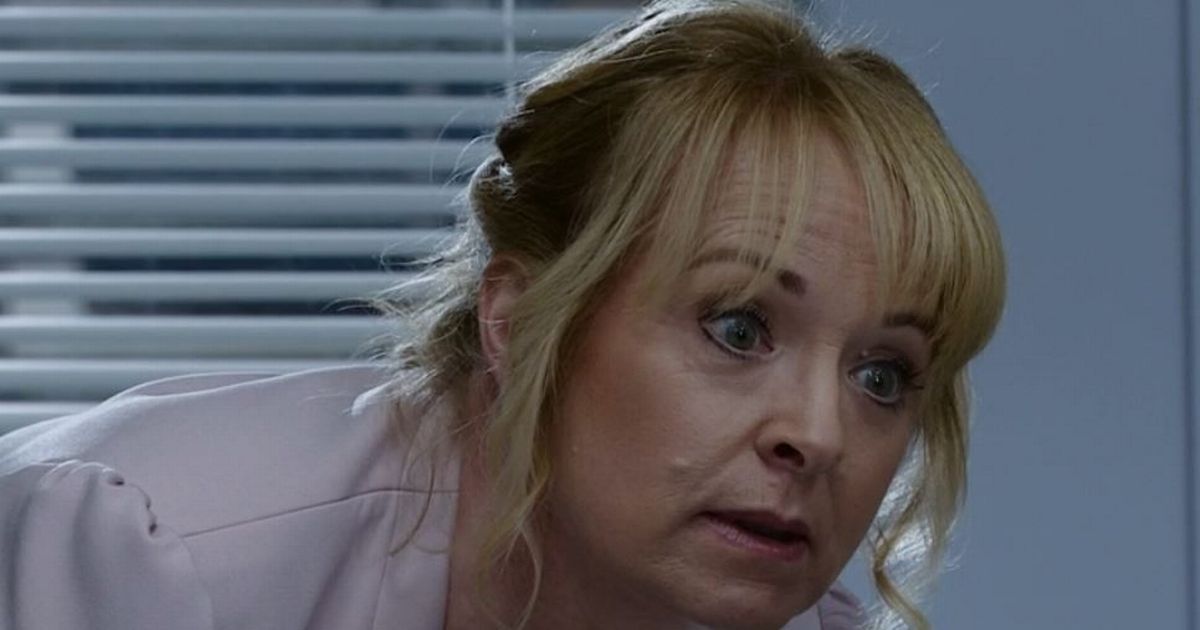 Corrie's Sally Ann Matthews gives 'massive shout-out'…