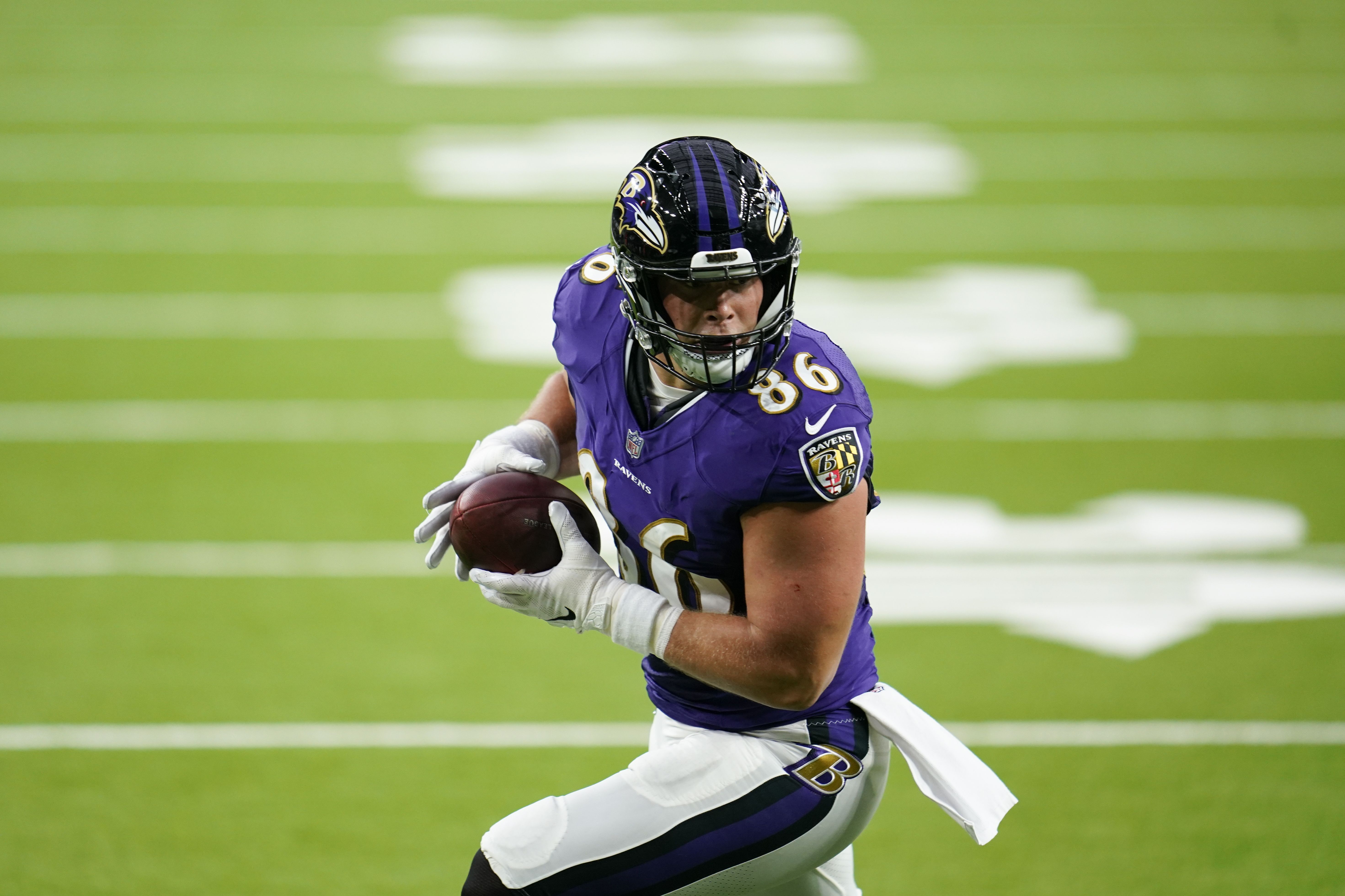 Former Ravens TE Nick Boyle learning new position,…