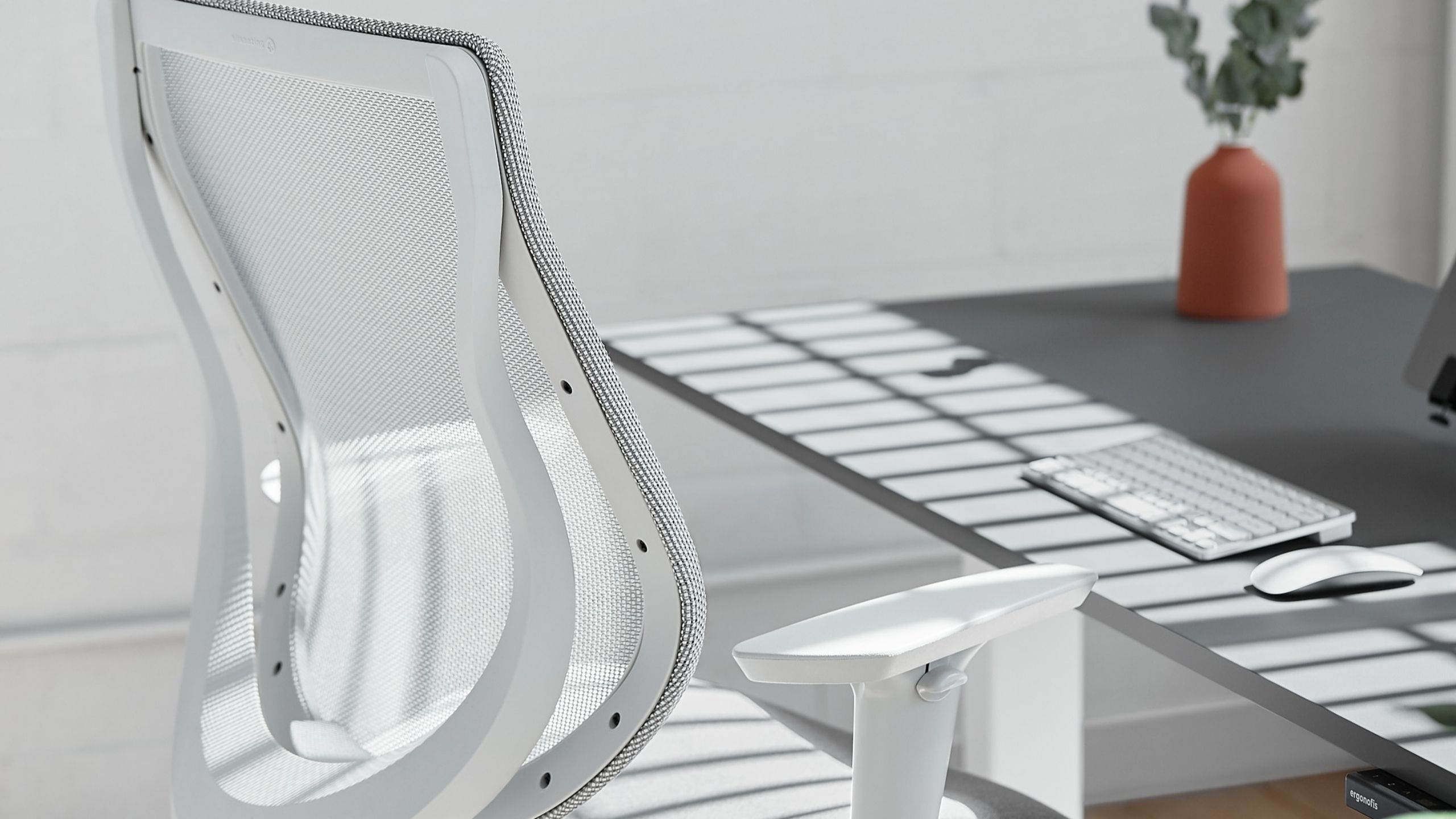 Three tips for extended comfort in your office chair