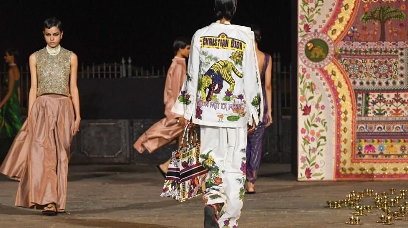 Dior Transforms Mumbai’s Gateway of India into Fashion…