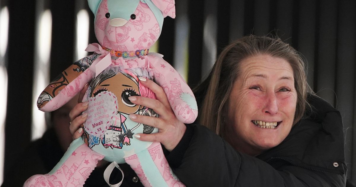 Moving message on Olivia bear Cheryl Korbel clung on…