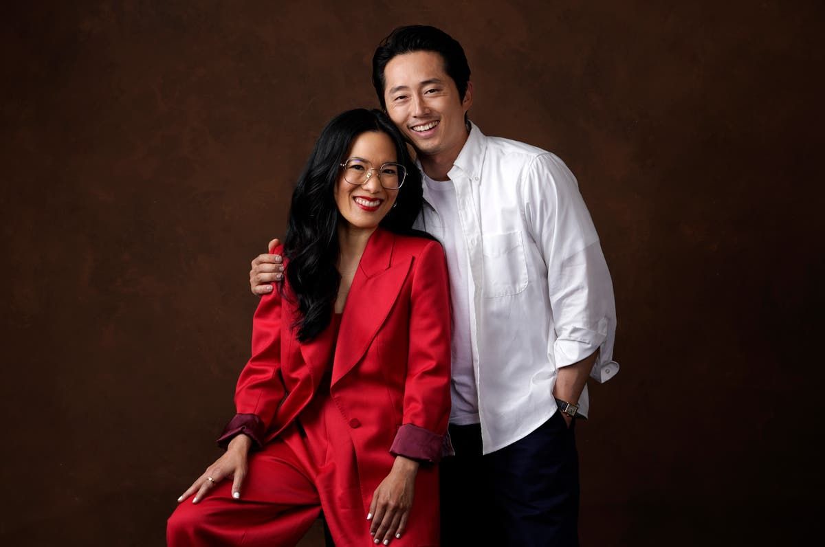 Ali Wong, Steven Yeun serve up epic feud in Netflix's…