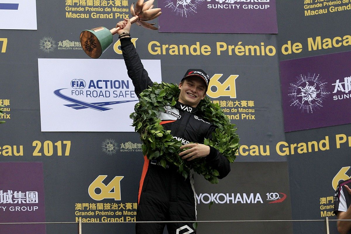 Aron in race return as part of 18-driver Mercedes…