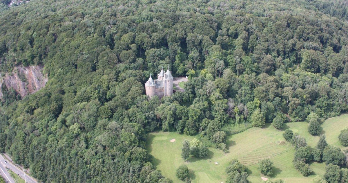 New stunning helicopter flight over Welsh landmarks…