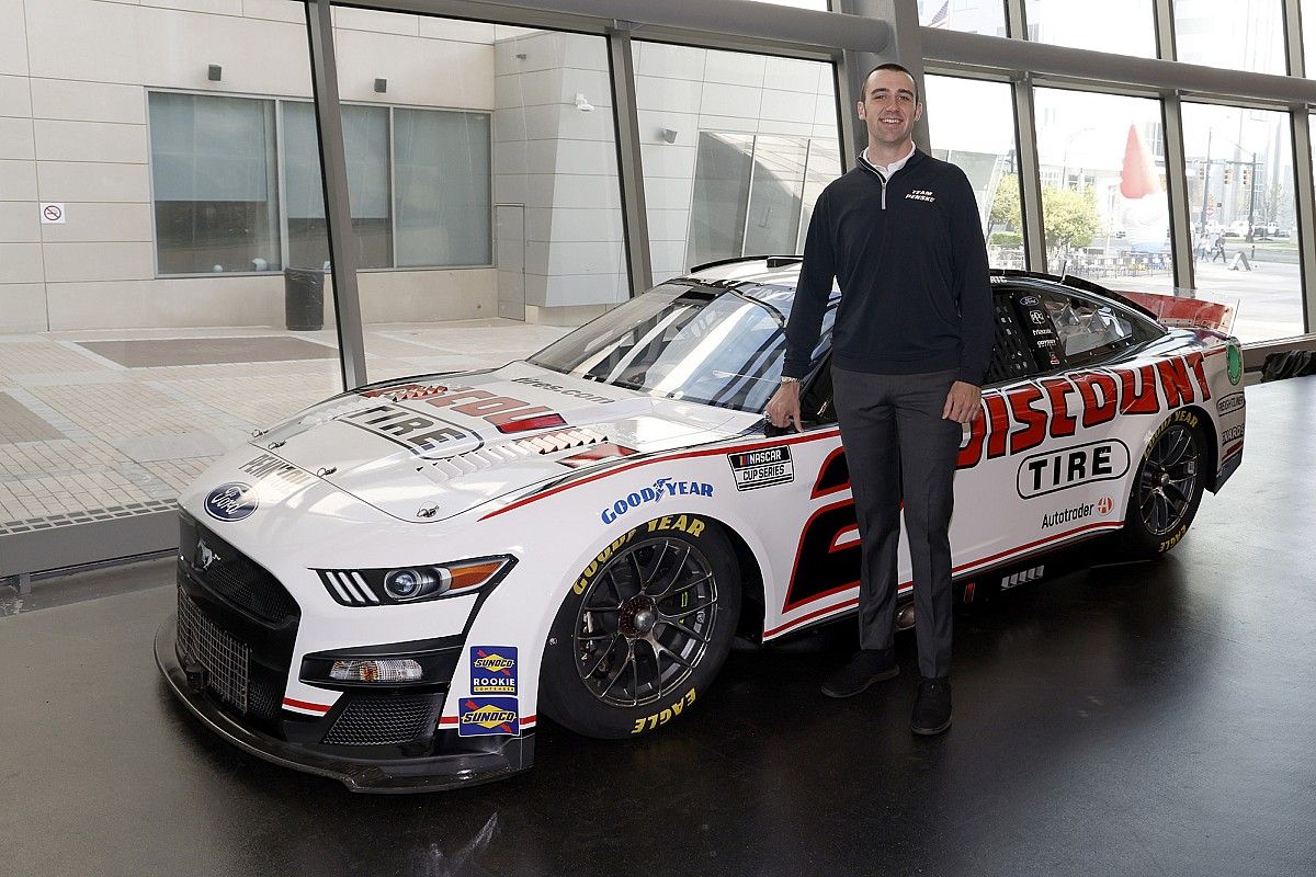 Cindric's Daytona 500-winning car joins NASCAR Hall of…