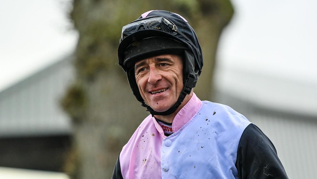 Gordon Elliott hopes to give Davy Russell fitting…