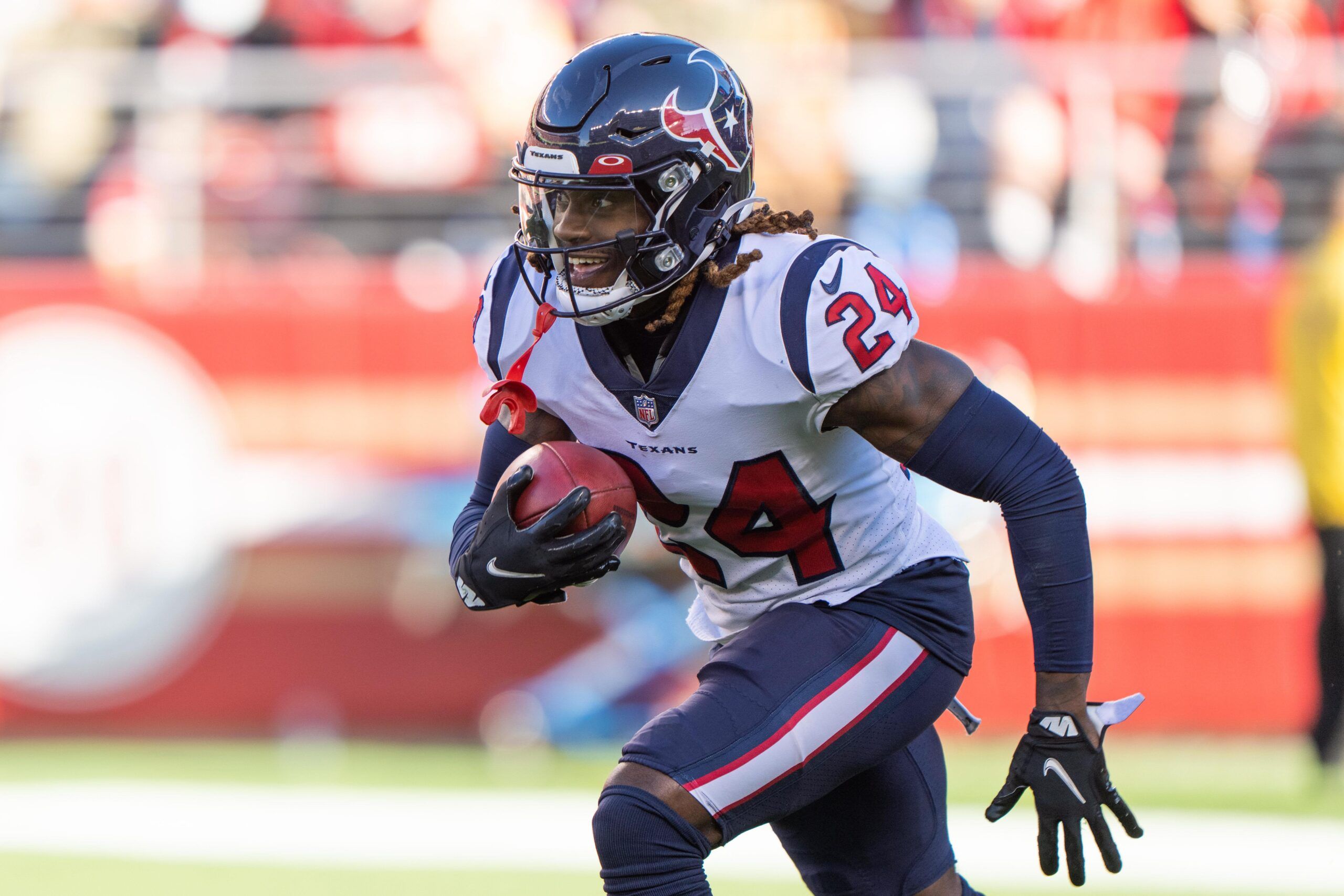 Broncos view Tremon Smith as an ‘elite special teams…