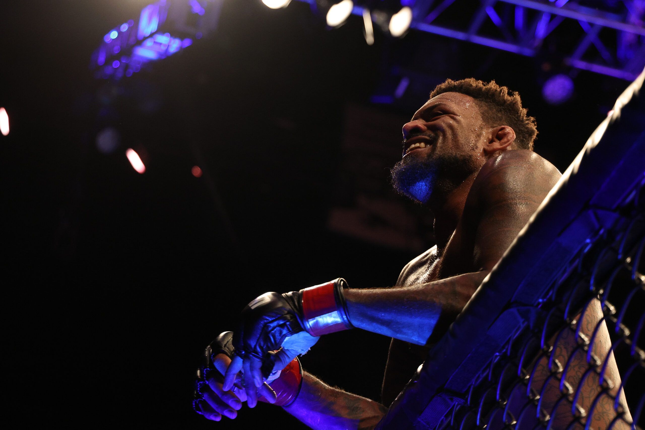 Diego Ferreira returns vs. Michael Johnson at UFC…