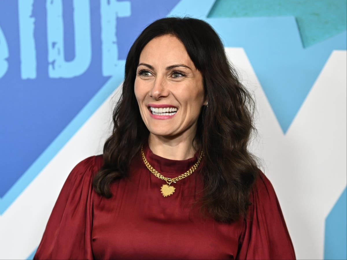 Laura Benanti on the moment she miscarried during live…