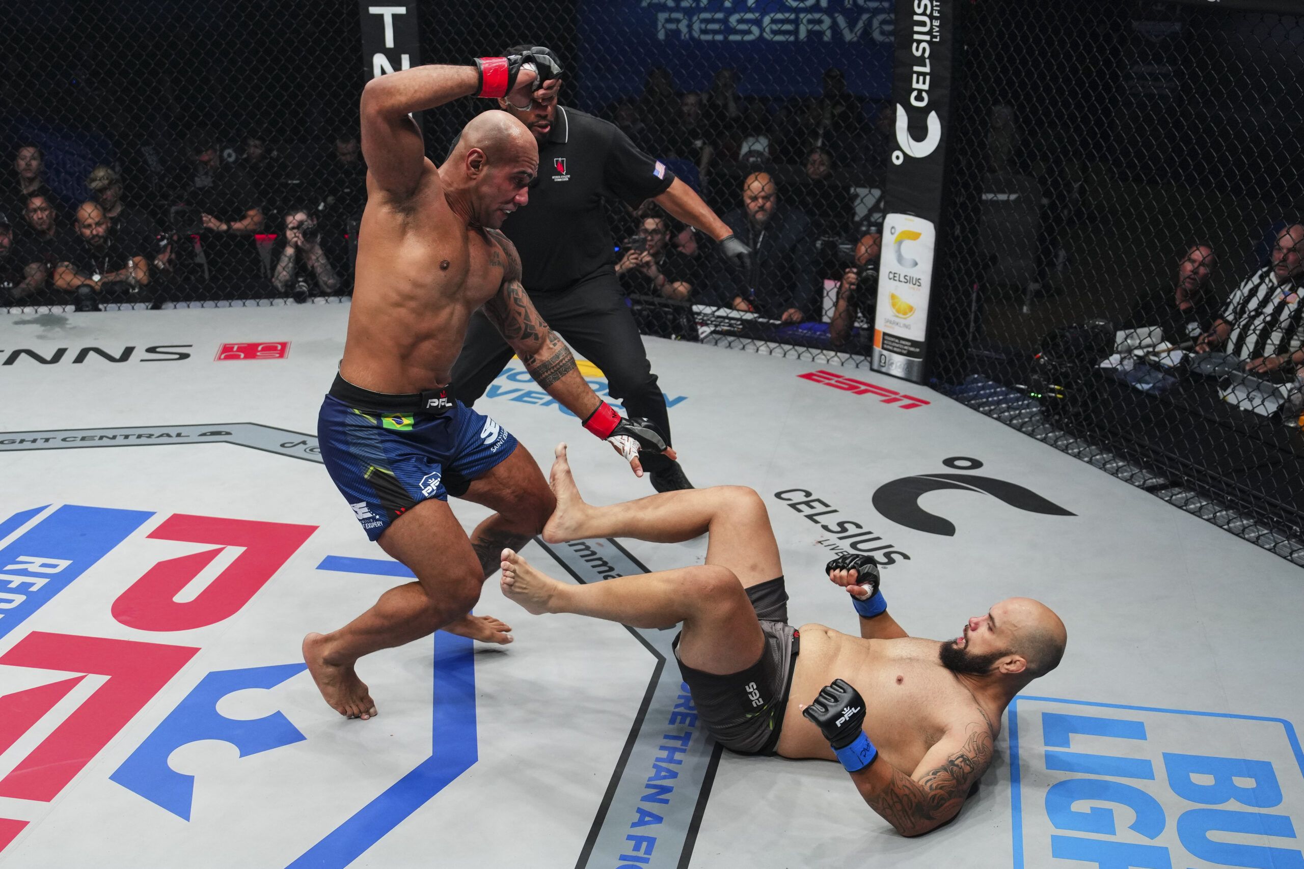 Bruno Cappelozza def. Matheus Scheffel at 2023 PFL 2:…