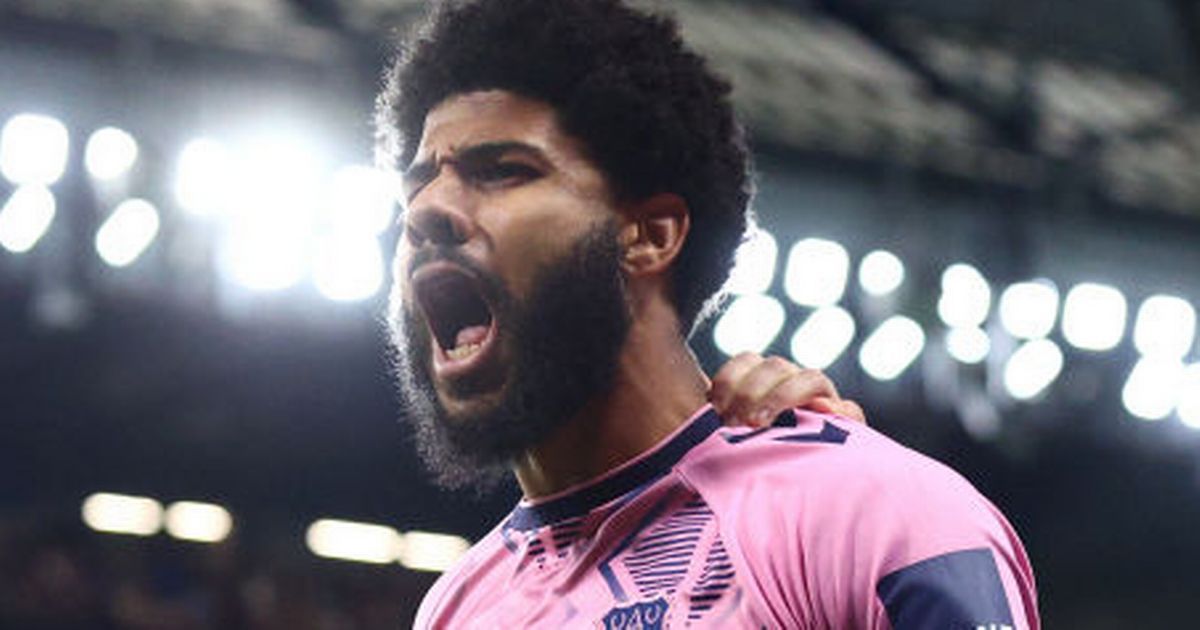 Ellis Simms starts as Everton and Man United line-ups…