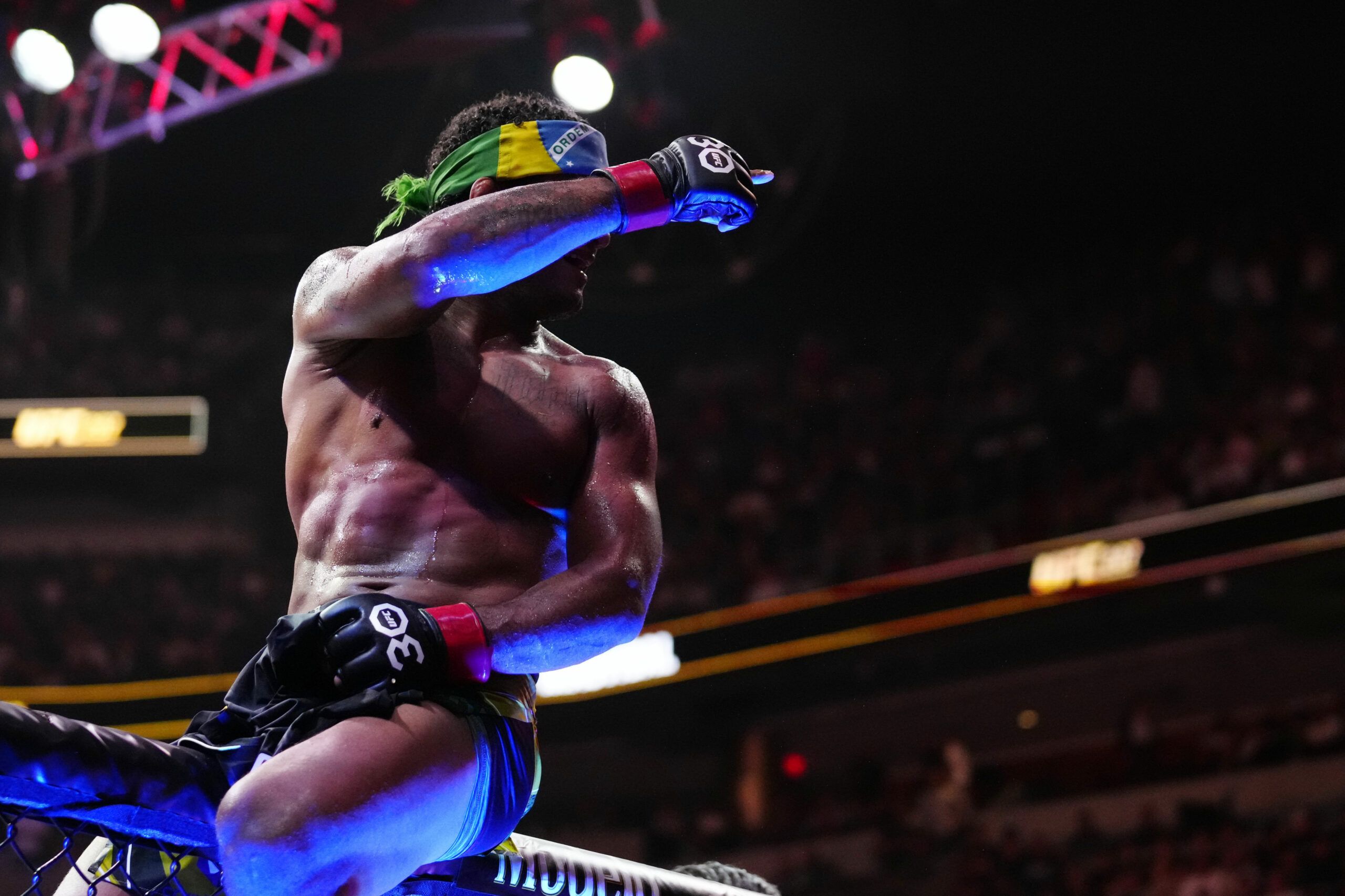 UFC 287 results: Gilbert Burns wins unanimous…