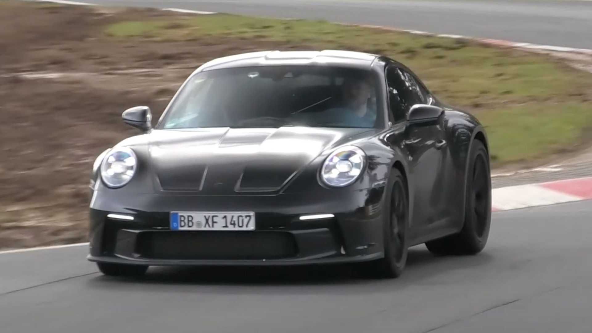 Watch Porsche 911 ST Heritage Prototype Set…