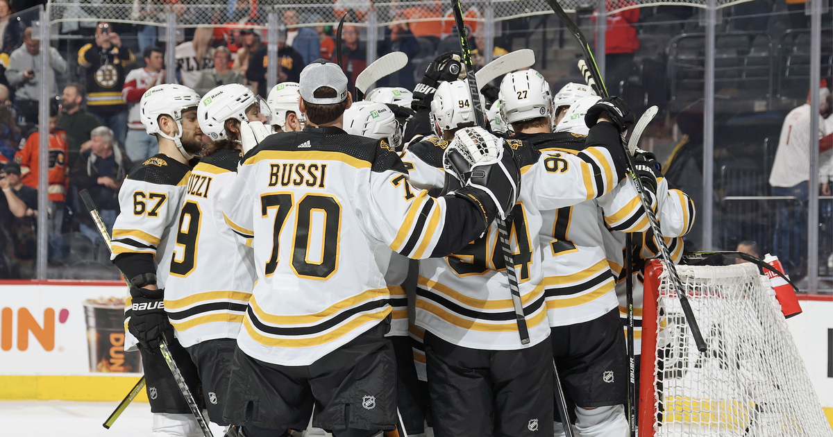 Boston Bruins set new all-time NHL win record as…