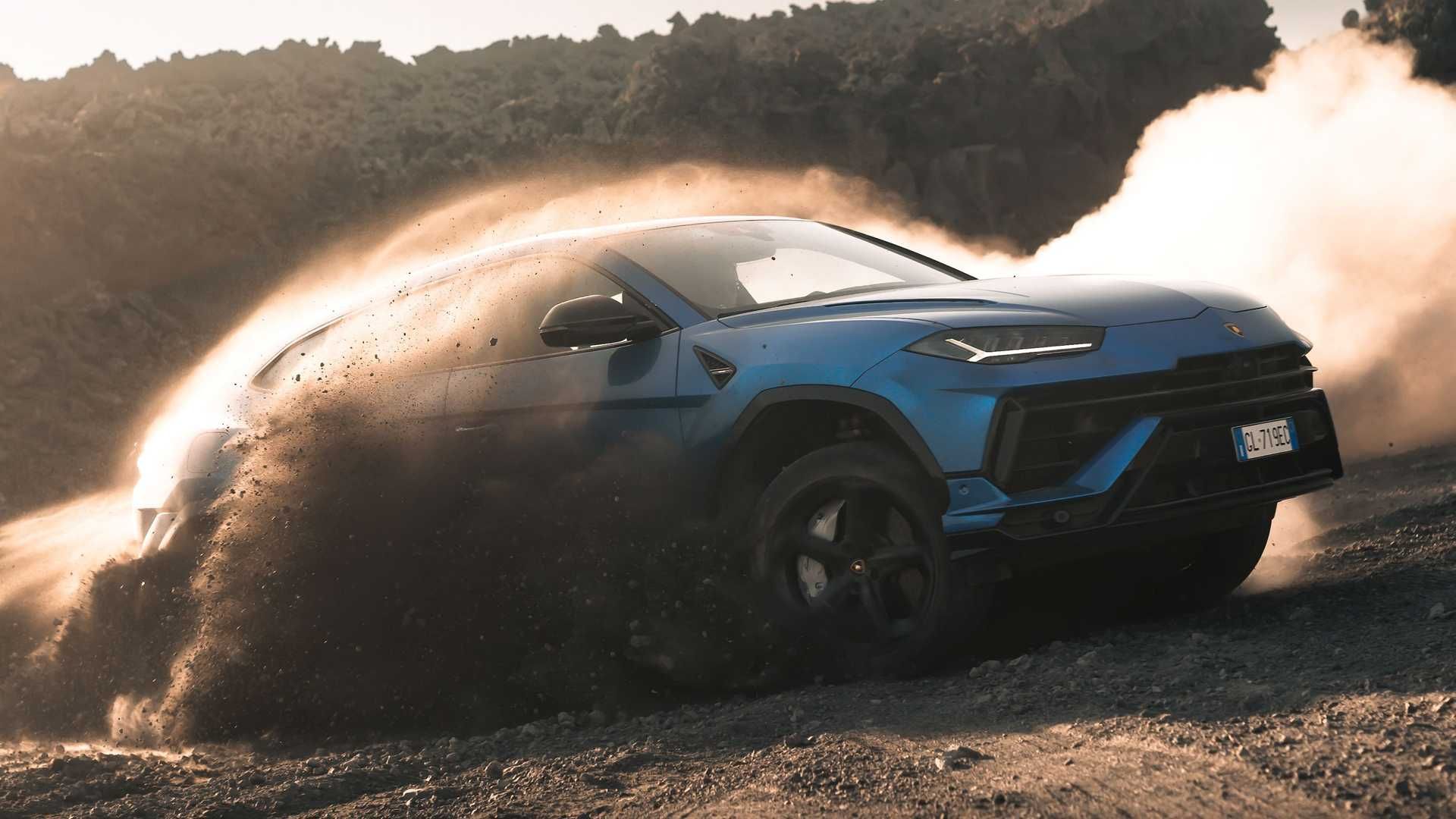 Lamborghini Urus S Explores Mount Etna In Stunning…
