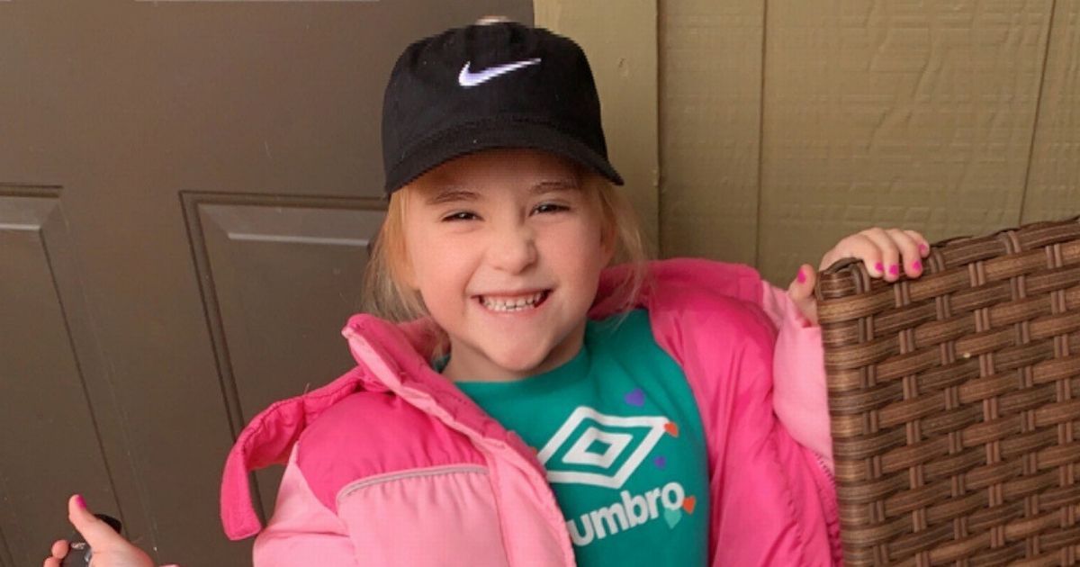 Girl, 5, born with 'mermaid syndrome' takes first…