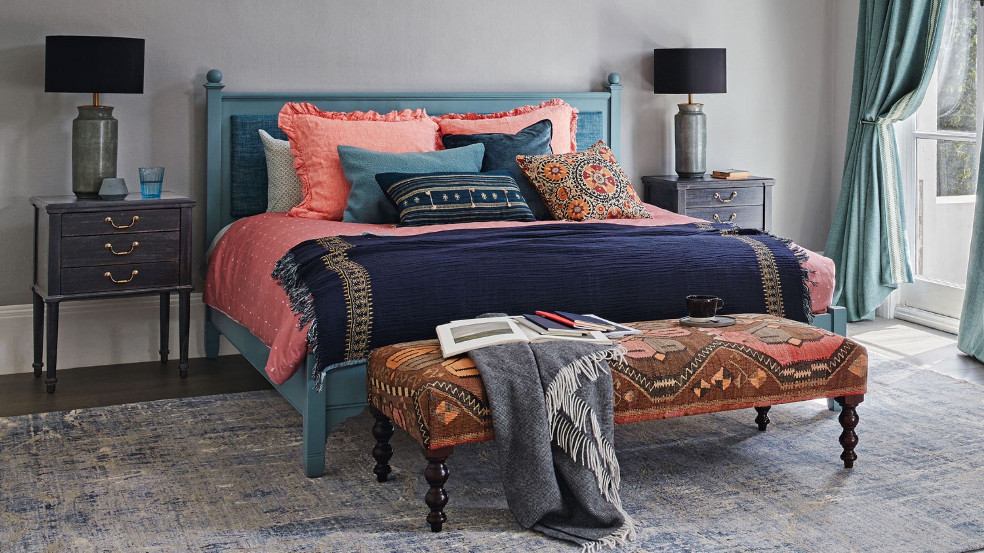 Bed pillow arrangements: how to set up your bed…
