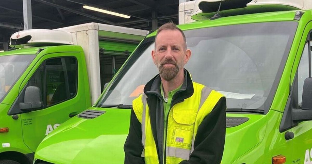 Hero Asda delivery driver saves Whitley Bay man’s life…