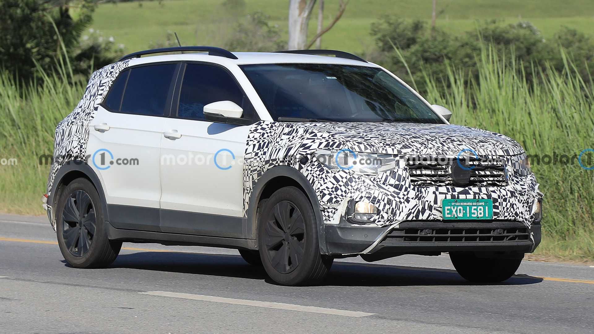 Volkswagen T-Cross Facelift Swaps Disguise For Camo In…