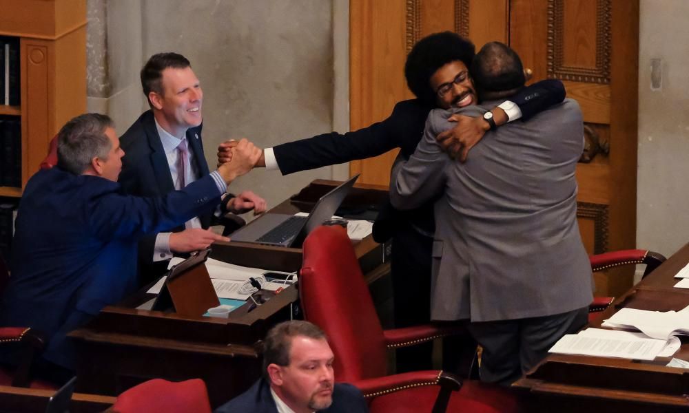 Justin Pearson celebrates return to Tennessee…