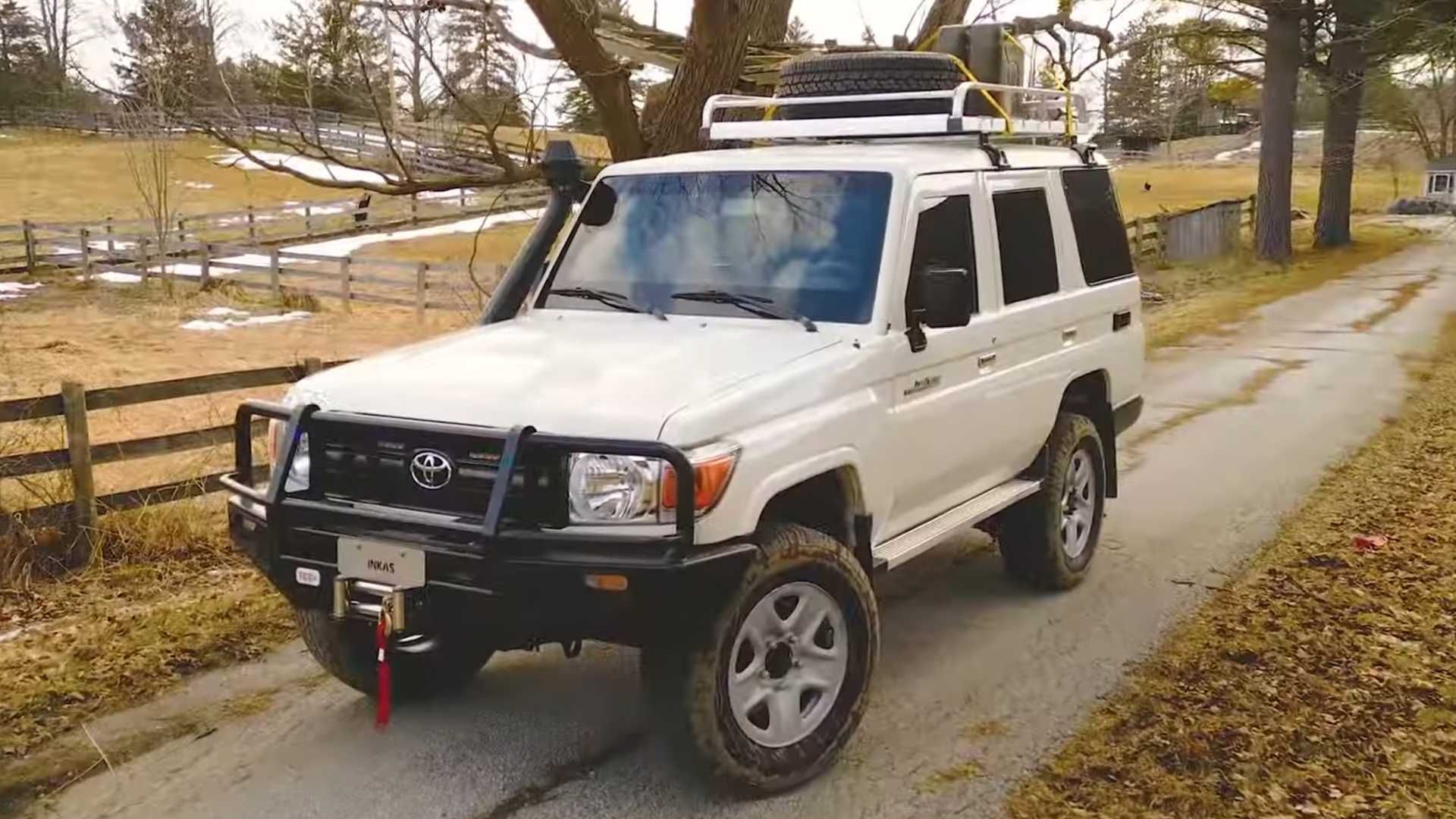 Toyota Land Cruiser Turns Into Ultimate Armored…