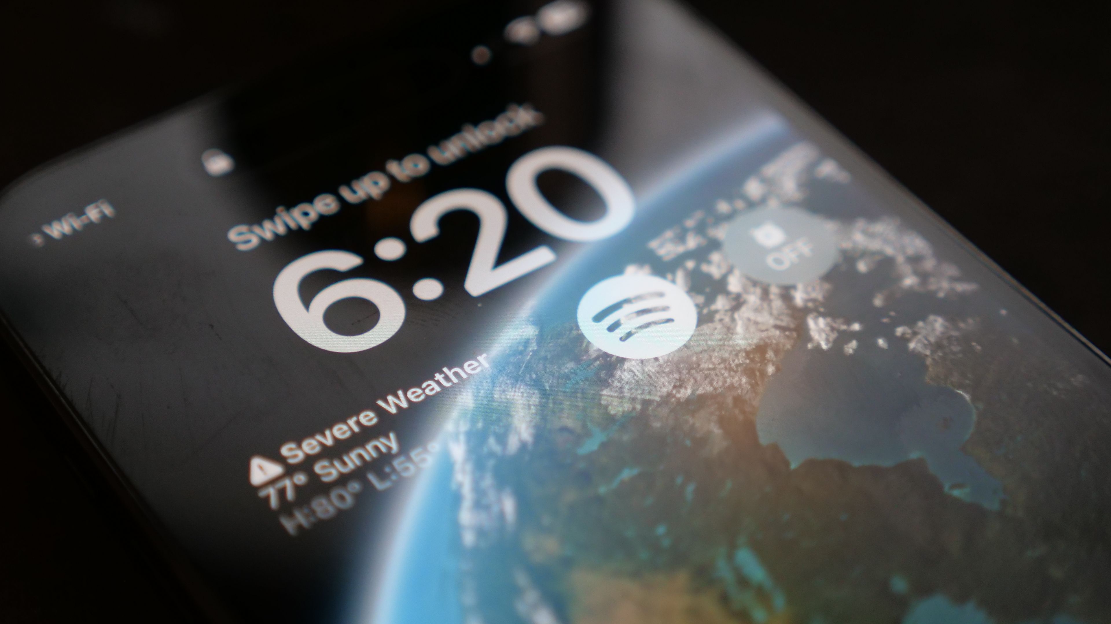 How to add Spotify to your iPhone lock screen