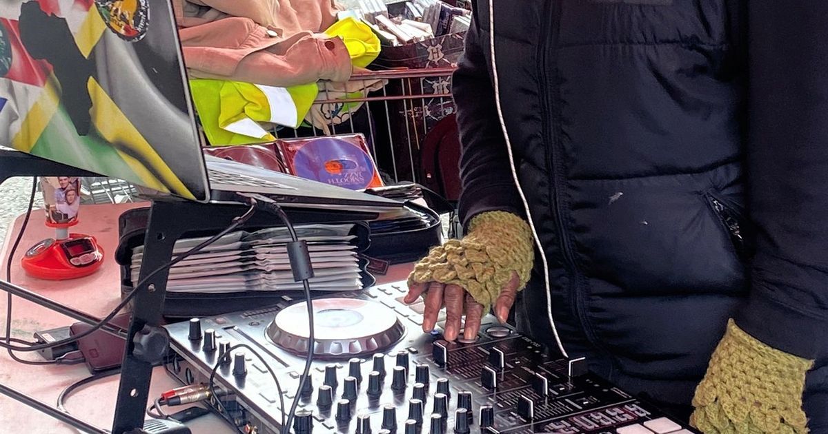 DJ uses creative arts and music to aid mental health…